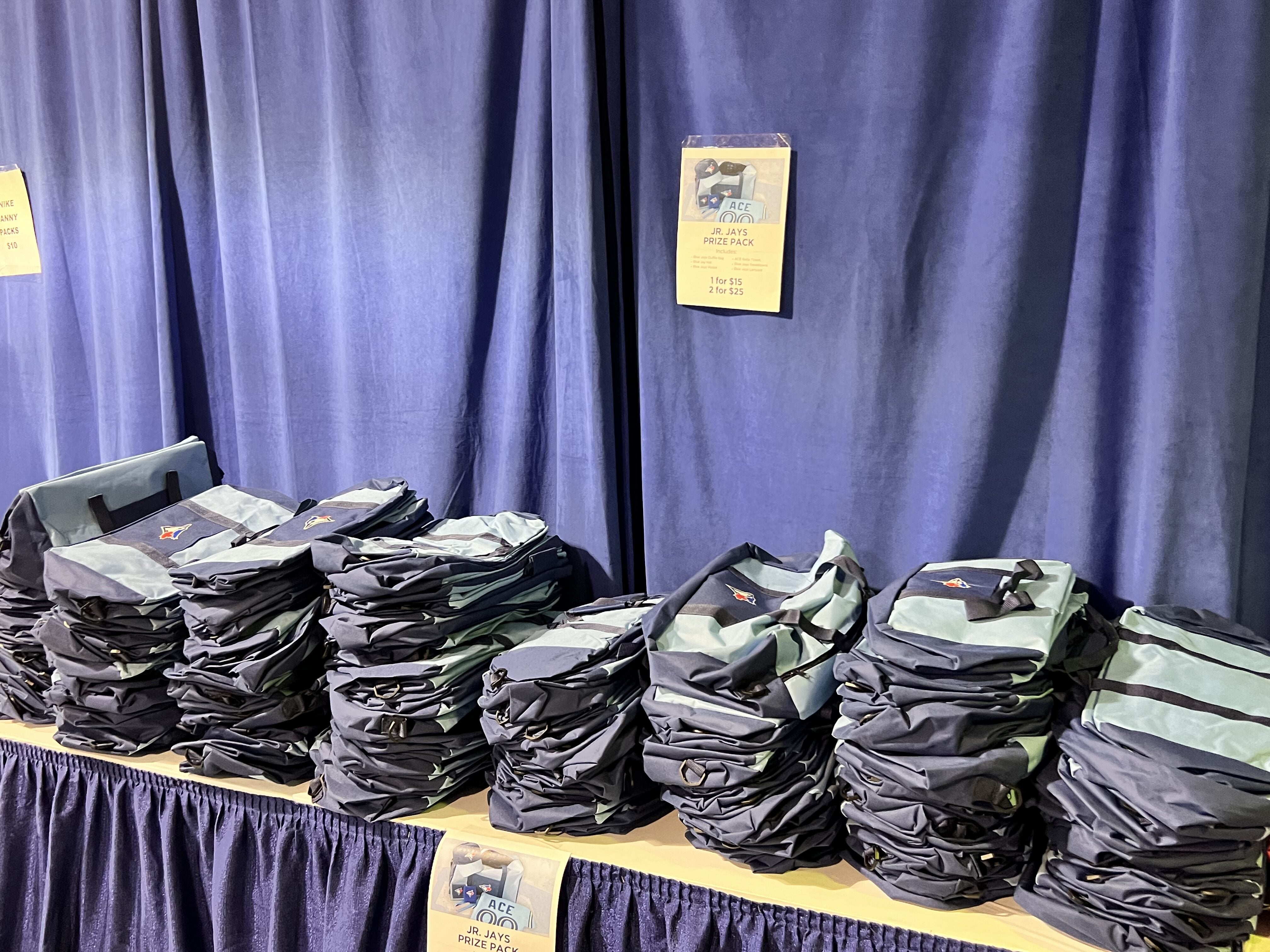 [Toronto Blue Jays] Toronto Blue Jays garage sale. Sept 30-Oct 1 ...