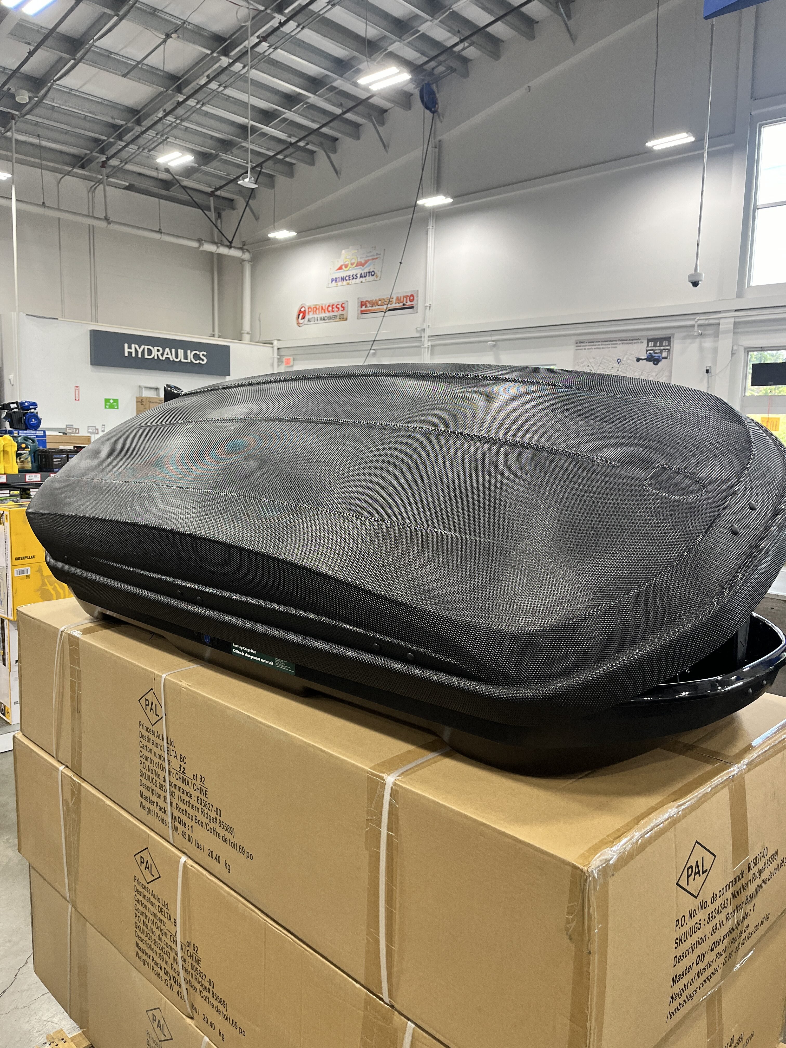 [Princess Auto] Northern Ridge 16 cu. ft Rooftop Cargo Carrier Box ...