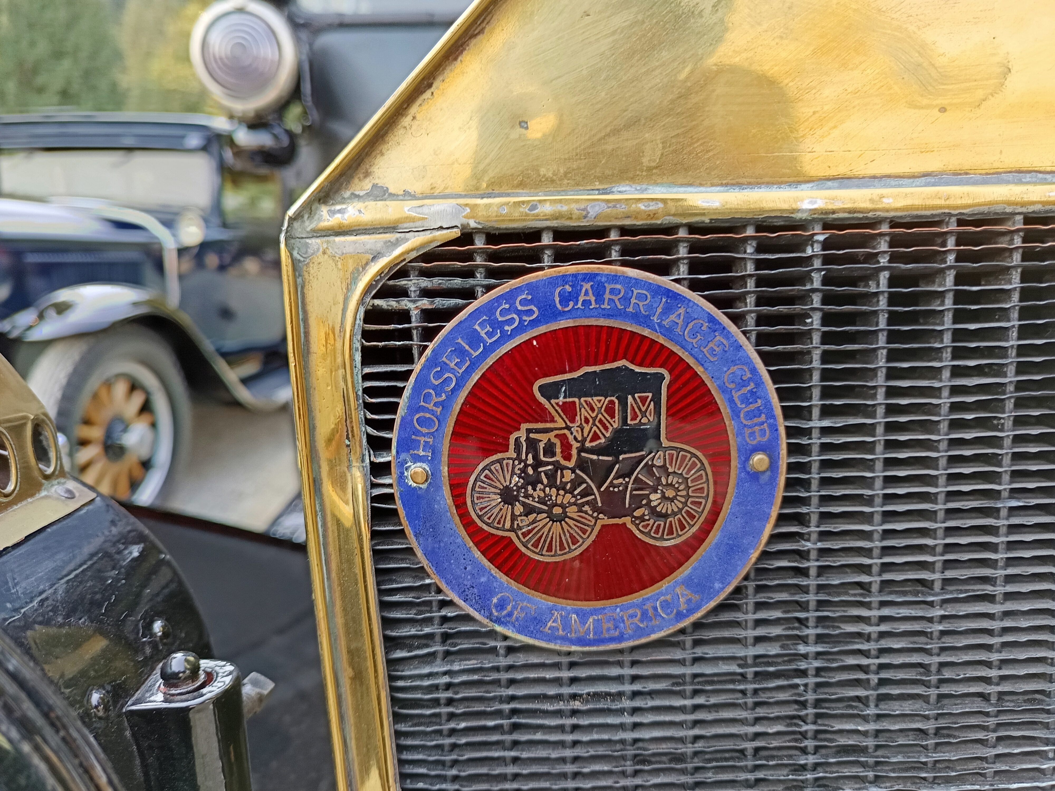 What old non-classic/collectible/prestige car did you see today? - Page ...